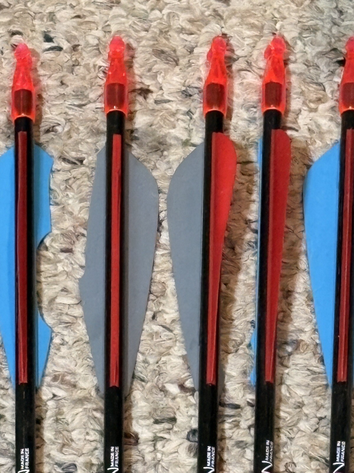 12- Beman CarbonHawk 65/75 Arrow Shafts w/nocks 1 Dozen No Tips Need ...