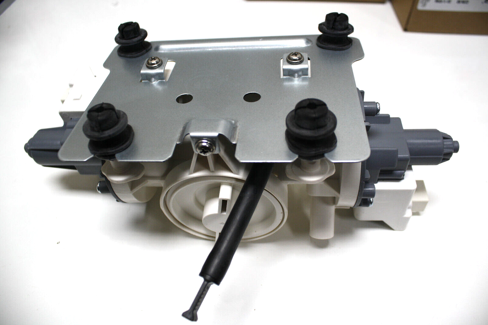 W11458345 Washer Drain Pump Assembly Whirlpool OEM | eBay