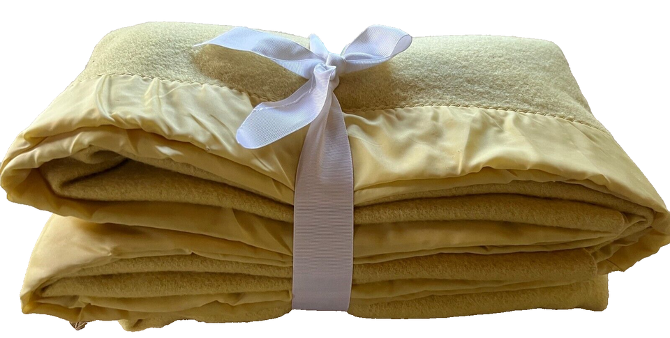 Vtg C1970s Lemon Yellow Satin Edged Pure Wool Twin Blanket Cover, Retro ...