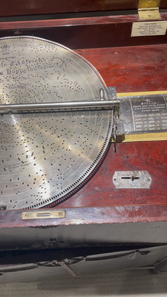 Antique STELLA FLOOR MODEL metal DISC MUSIC BOX, WITH 13 DISCS 17 1/4 ...