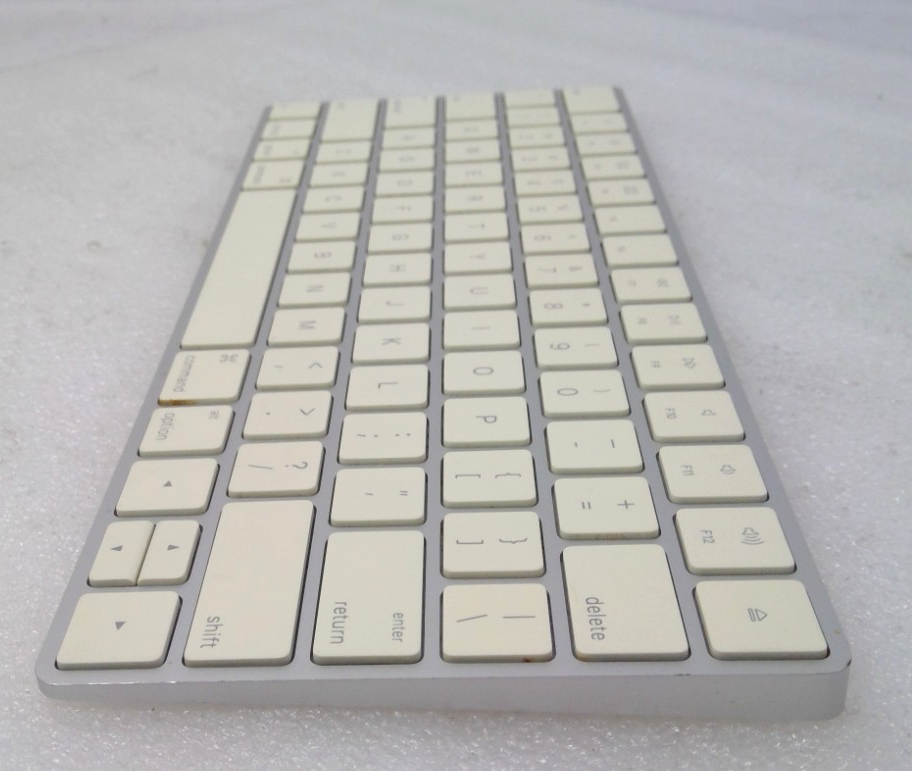 Apple A1644 Magic Keyboard Rechargeable Wireless Bluetooth NO CABLE ...