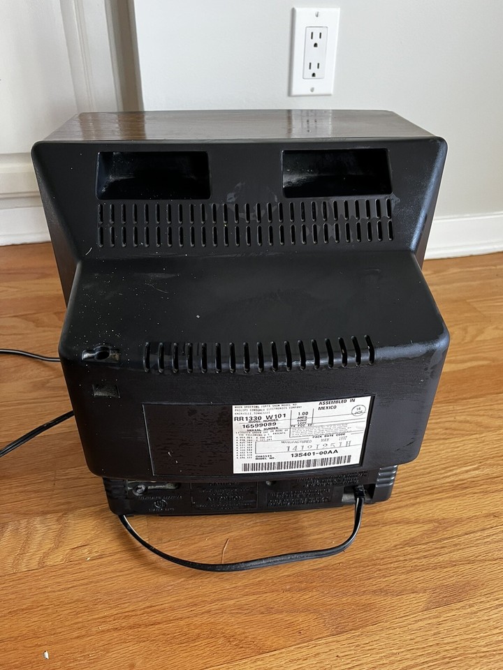 Vtg magnavox Gaming Tv Television Portable Rca 1990s Retro rr1330 ...