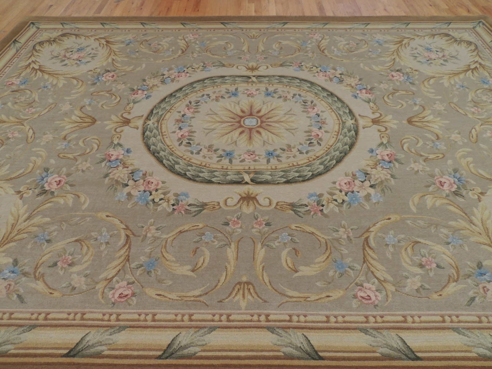 French 9x12 Savonnerie Aubusson Design Oriental Rug Beige Gold Blue ...