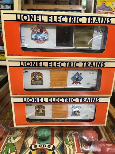 lionel mickey mouse boxcars 19280,19265,19281. new | eBay