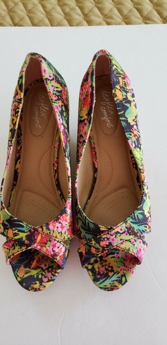 Dexflex Comfort Multi color pretty Peep Toe Wedges Heels Women's US 7.5 ...