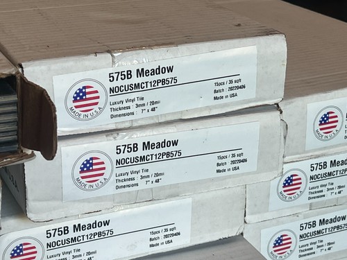 Box of 15 PCS (35 SQFT) Luxury Vinyl Tile Flooring (7" x 48" Planks ...