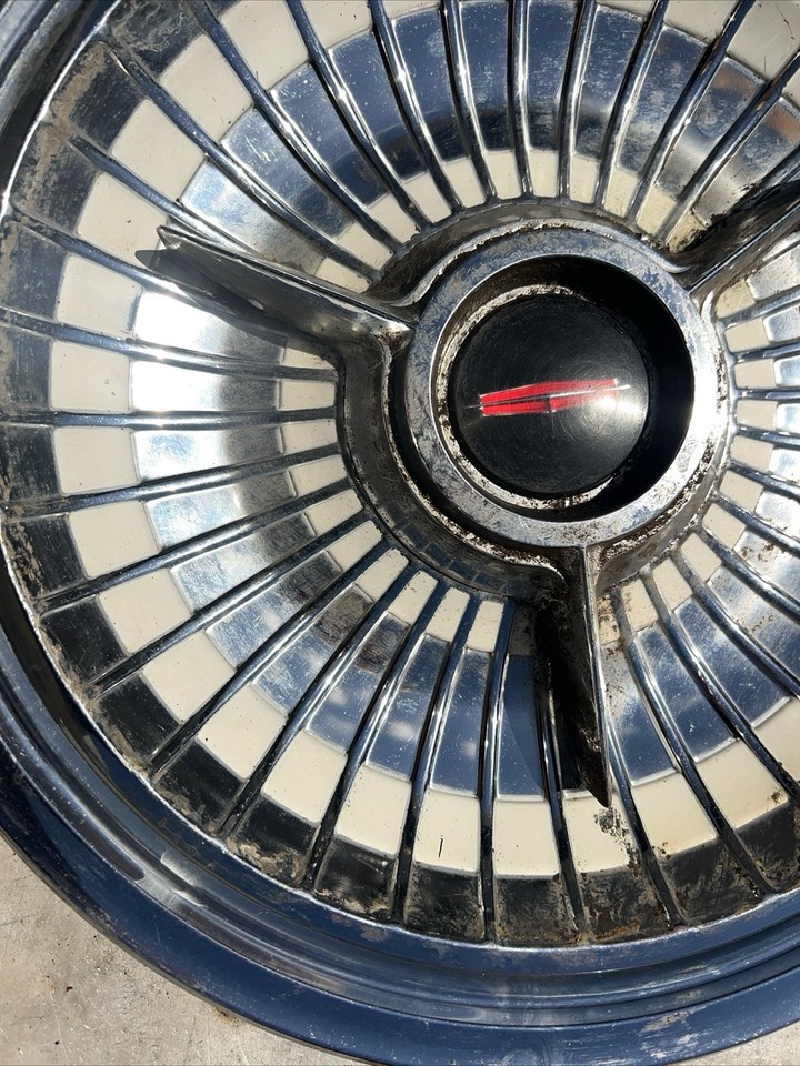 Used OEM GM Single 14" Flipper Hub Cap 1963 Oldsmobile 88 98 Deluxe | eBay