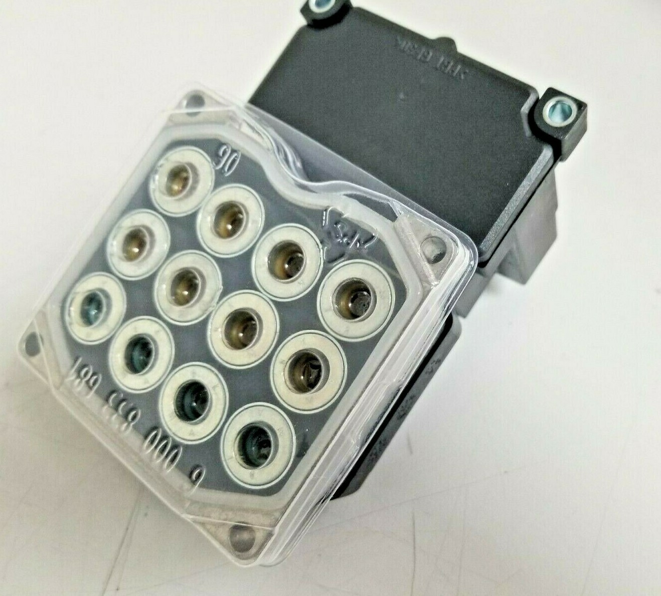 Genuine Holden New ABS Module suits some Holden VY VZ Adventra only ...