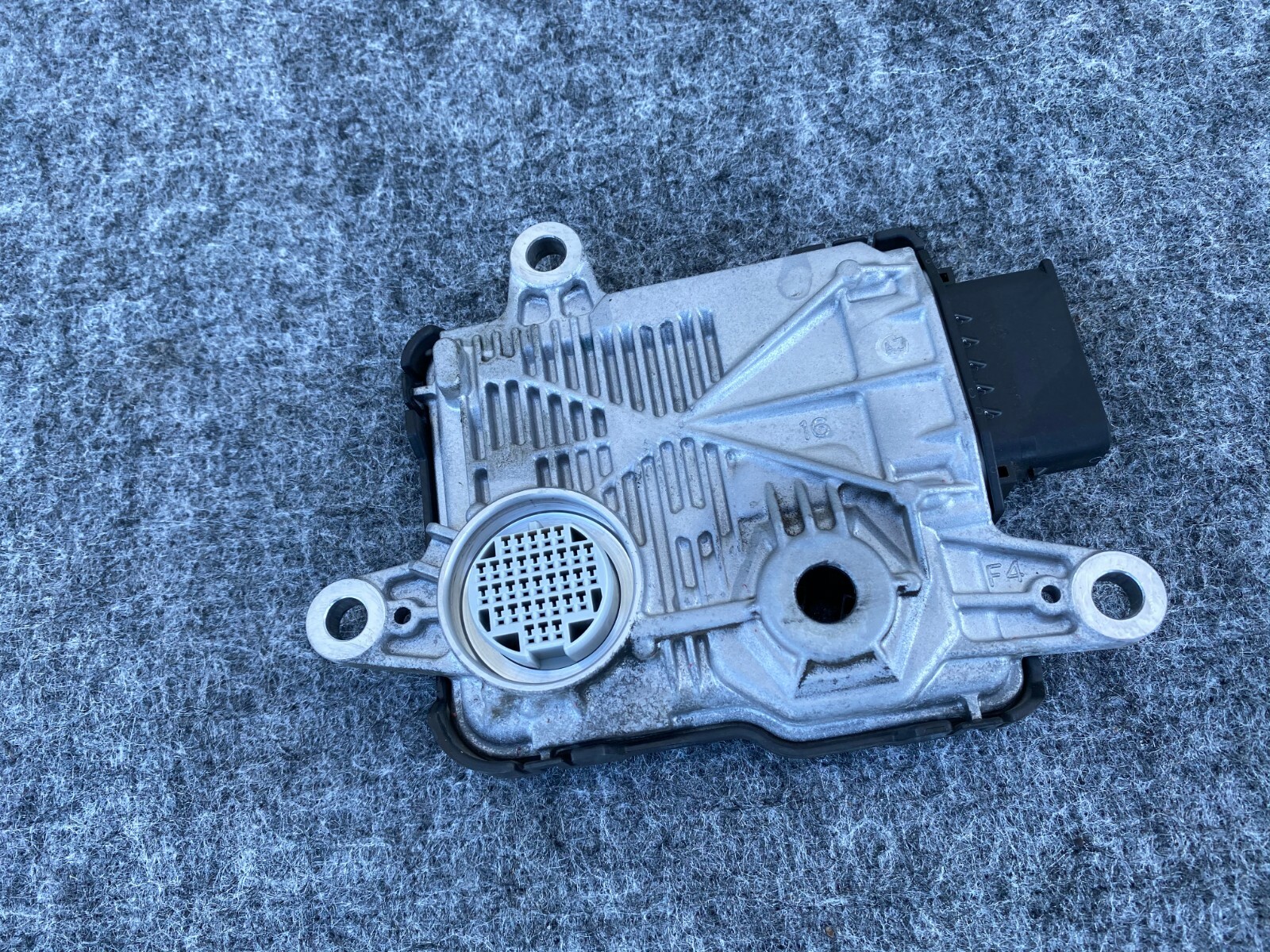 BMW F48 X1 F39 X2 18si 25xe エンジンマウント 22116875628 22118835564 推奨