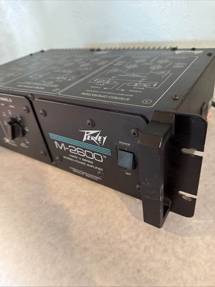 Peavey M-2600 Mark V Series Stereo Power Amp Amplifier Rack Mount EUC ...