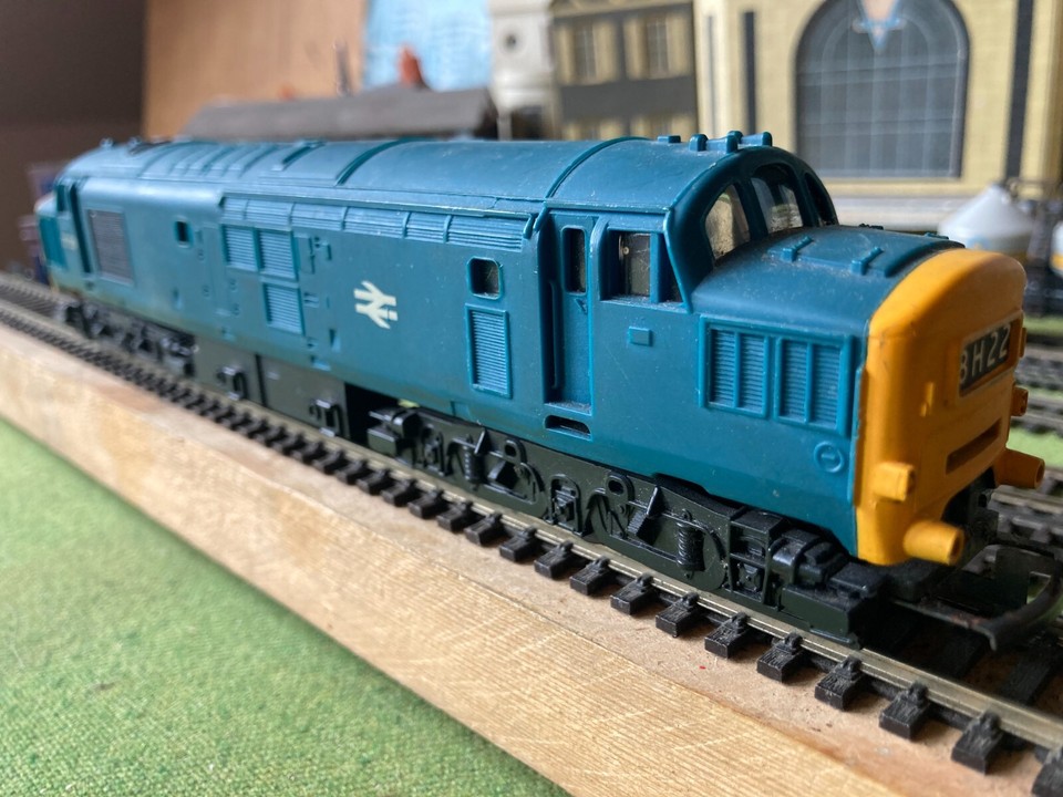 Hornby Class 37 130 Co-Co loco, BR blue , smooth runner OO | eBay UK