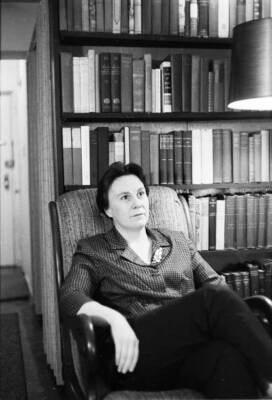 Harper Lee Author & Pulitzer Prize winner 1960 OLD PHOTO 4 | eBay Australia