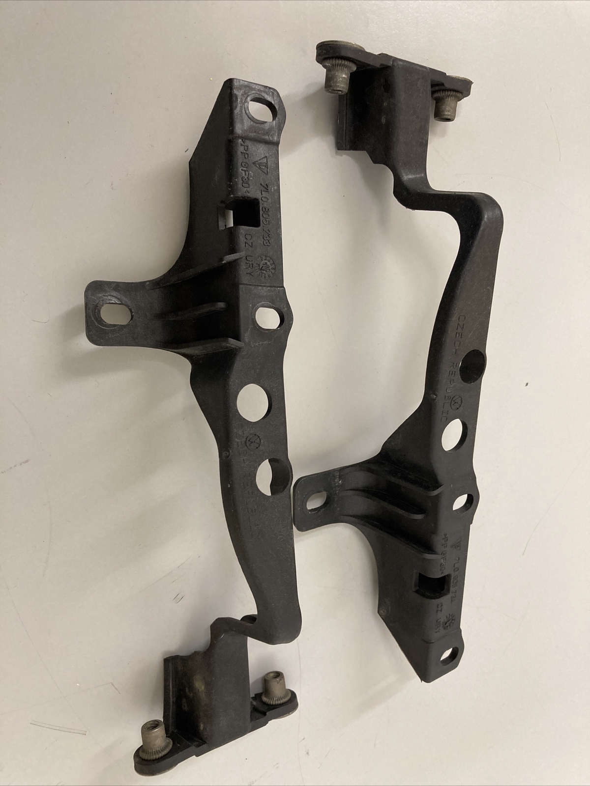 retaining plate lock carrier Porsche Cayenne 955 VW Touareg 7L0805733 ...