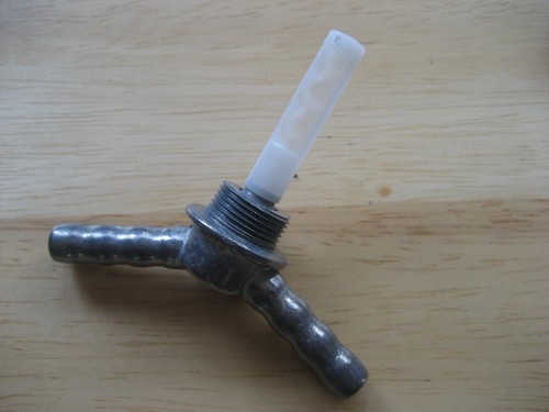 NEW VINTAGE BMW KARCOMA 2 OUTLET FUEL LINE SPLITTER W/FILTER NEW BMW | eBay