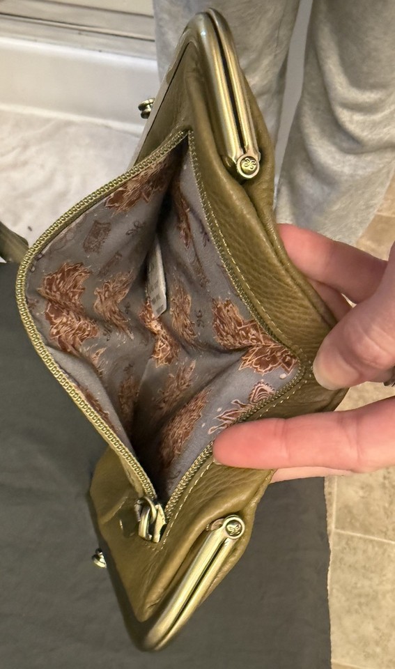 Hobo Lauren’s Leather Clutch Double Frame Wallet - Olive | eBay