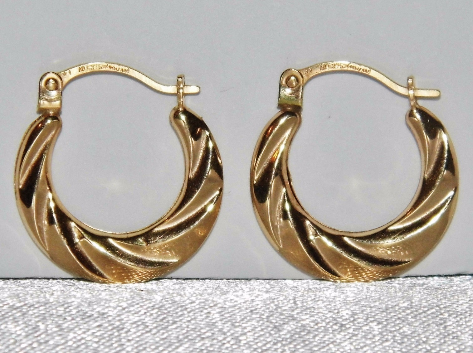 9CT YELLOW GOLD SWIRL FANCY CREOLE HOOP EARRINGS | eBay UK