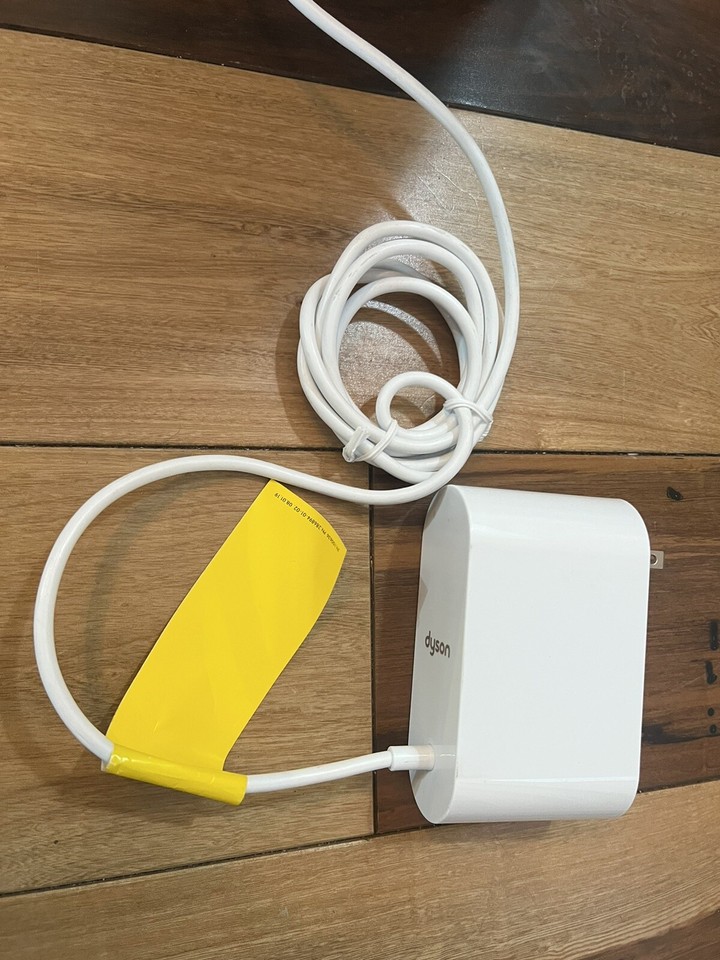 Dyson Pure Cool Me Personal Air Purifier Core Flow Fan - White/Silver ...