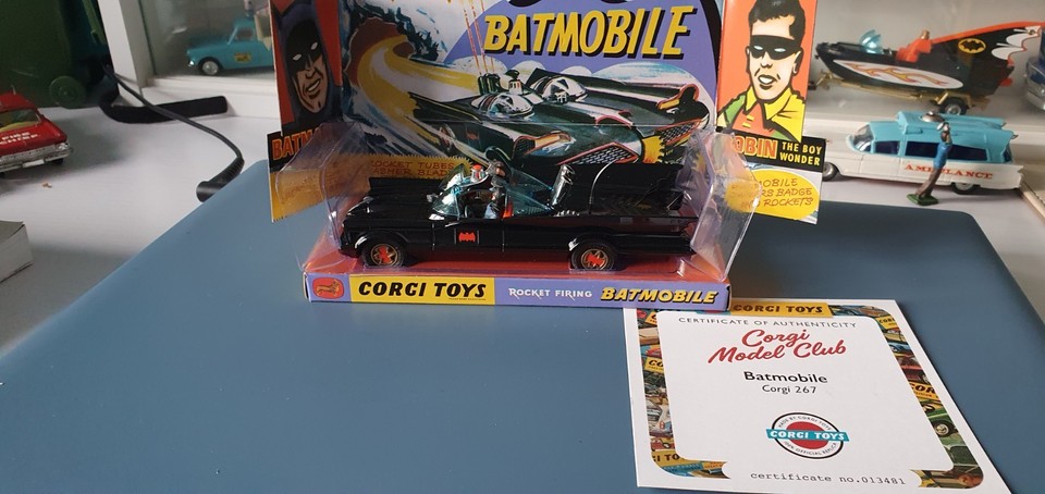 Corgi Batmobile 267 Model Club Gloss Black Reissue Mint with ...