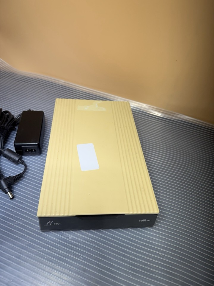 Fujitsu fi-60F Compact Mini Flatbed A6 Size Desktop Scanner, scratched ...