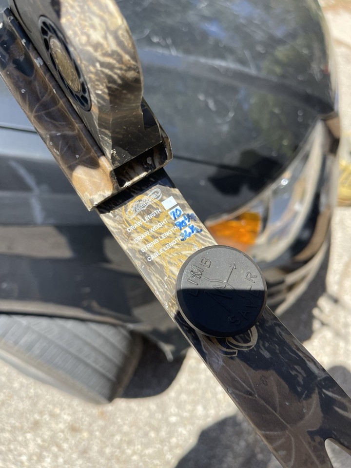 Matthews Solo Cam Compound Bow Truglo Sight 70 Lb Trophy Taker | eBay