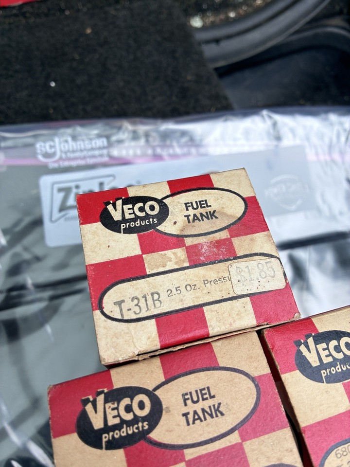 F. Large Lot Veco Fuel Tanks Control Line Stunt C/l Model airplane Kit ...
