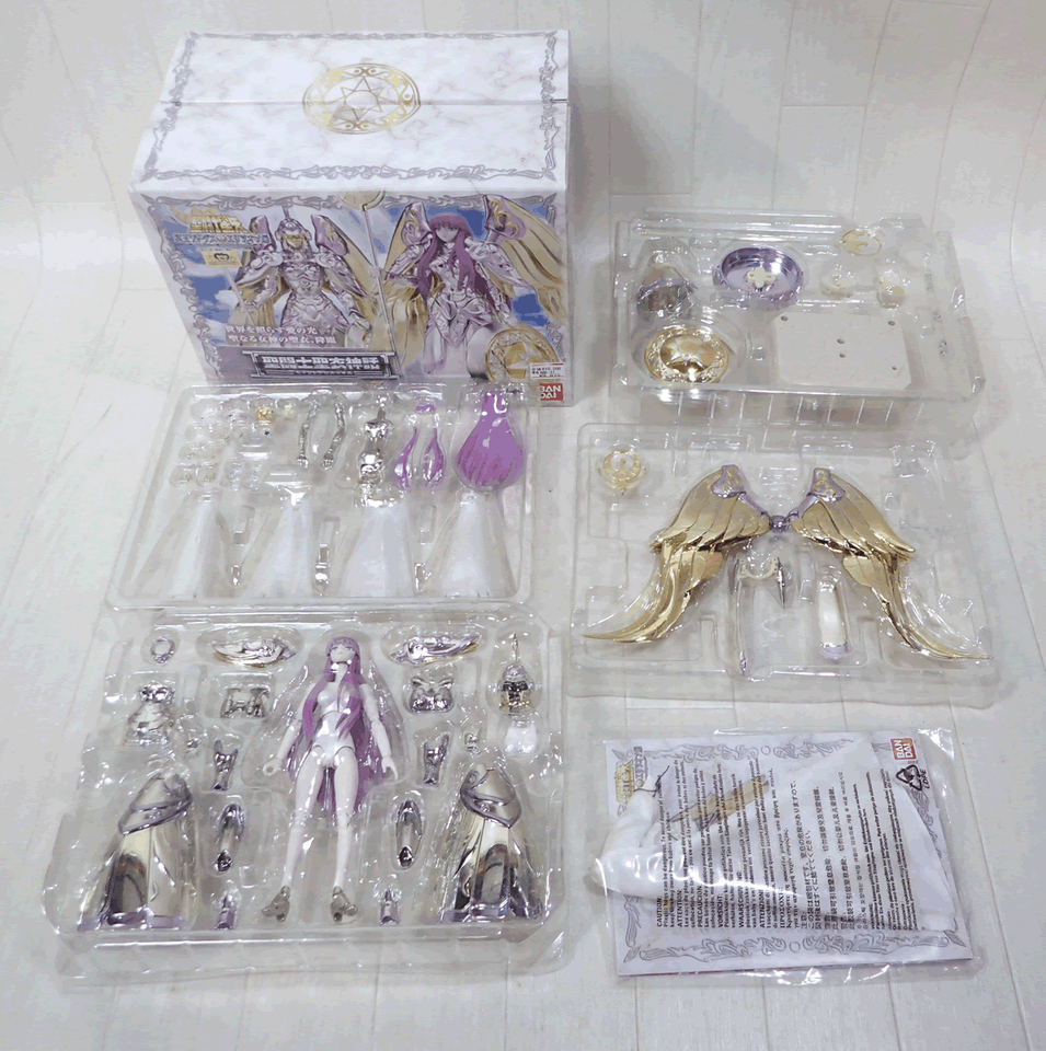 Saint Seiya Myth Cloth Goddess Athena God Cloth saori kido BANDAI ...