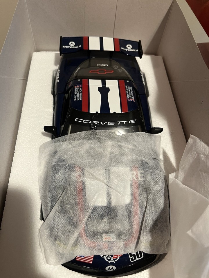ULTRA RARE 1:18 2003 Chevrolet Corvette C5-R - COMPUWARE #50 - Le Mans ...