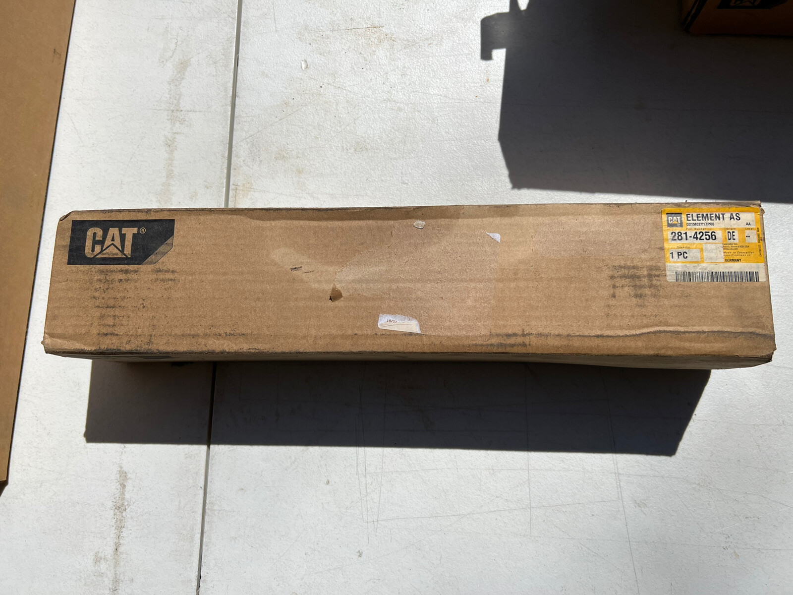 CATERPILLAR 2814256 - Cross reference oil filters