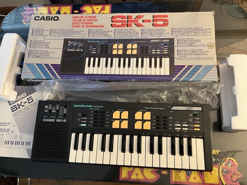 Vintage Casio SK-5 SK5 Portable 32 Key Sampling Keyboard w/ Box, Tested ...
