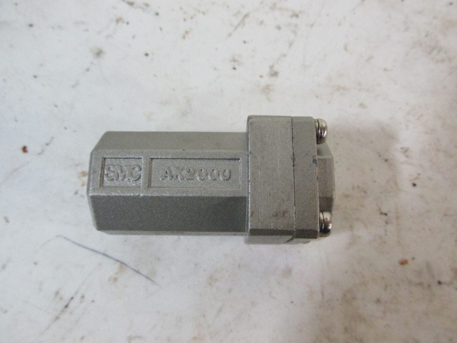 New SMC AK2000 Pneumatic Check Valve xx 1/4N 1/2" Female x 1/2" Female ...