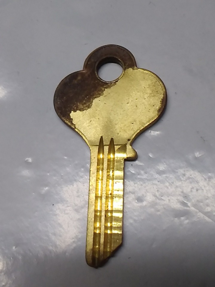 BLANK EAGLE LOCK Co. Trunk Padlock Desk Drawer Cabinet Lock Key USA | eBay