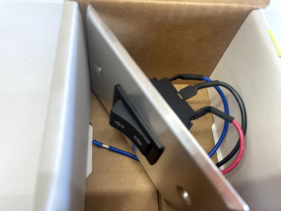 Draper SS-1R | Control Switch for 110V Electric Screen (NIB) | eBay