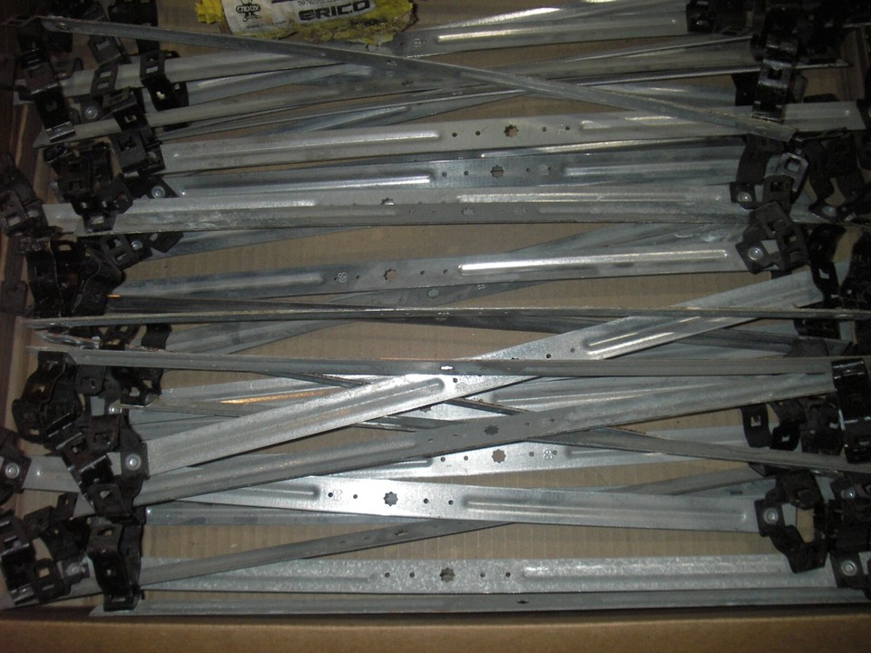 Lot of 35: Erico Caddy 812MB18A CONDUIT SUPPORT ASSY. Made in USA. | eBay