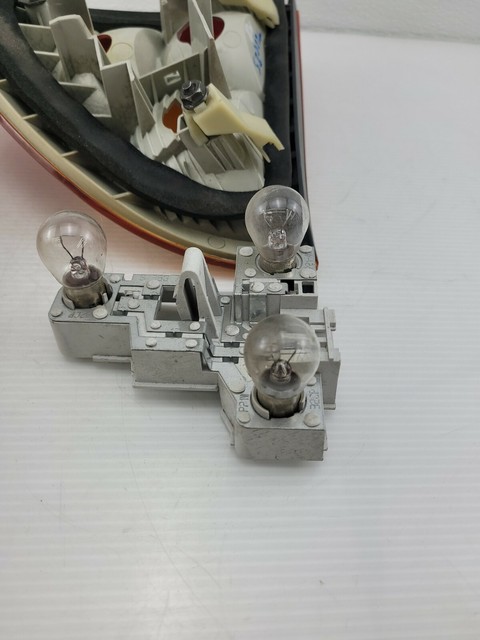 T40173 2000-2004 BMW 3 Series Tail Light Wagon Touring Driver Side OEM ...