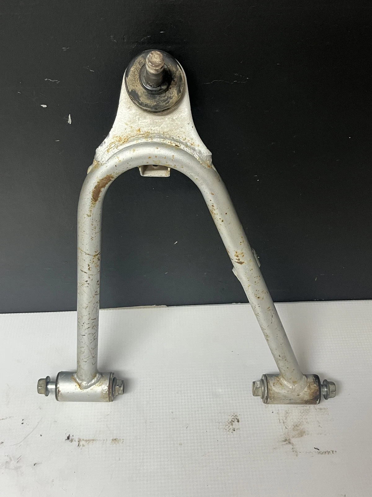 2004 04 Suzuki LTZ400 Z400 Quadsport Front Upper A-Arms OEM 52440-07G00-YD8