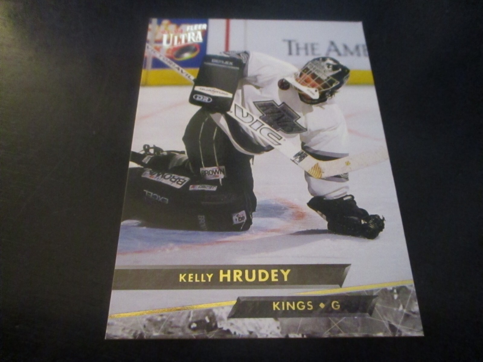 kelly hrudey (los angeles kings -goalie) 1993/94 fleer ultra card #131 ...