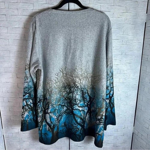 Emery Rose lightweight sweater tree scene gray blue black graphic plus ...