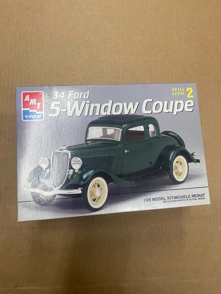 Vintage 1/25 Car Model Kit Lot (BRAND NEW) *2 FREE DISPLAY CASE w ...