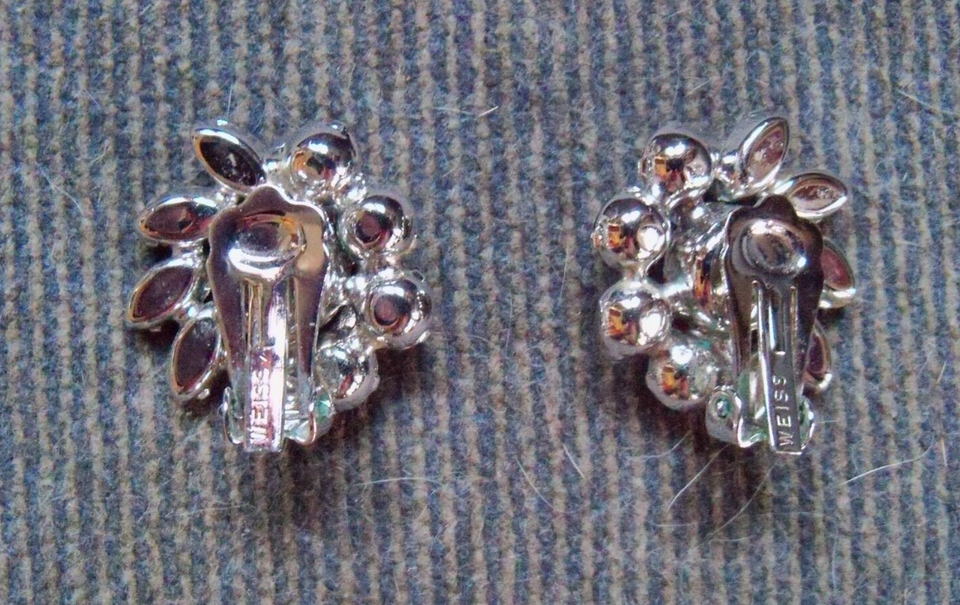 Weiss Jewelry 1950/60's Vintage Smoke Gray Cluster Rhinestone Clip ...