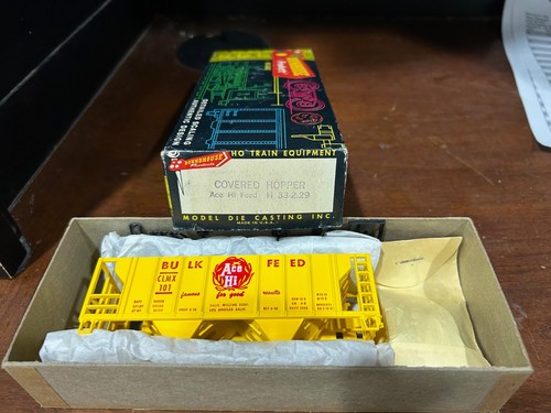 HO Scale Roundhouse Ace Hi Feed covered hopper 101 kit | eBay