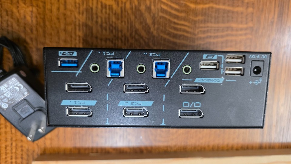 Level1Techs Display Port 1.4 KVM Switch - Dual Monitor, Two PC ...