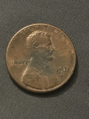 Extremely RARE 1982 copper penny Denver mint mark. Possible small date ...