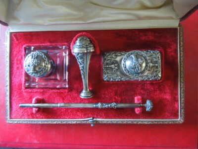 J4638 ANTIQUE TRAVEL WRITING SET INKWELL/SEAL/pencil SILVERED SEE DESCR ...