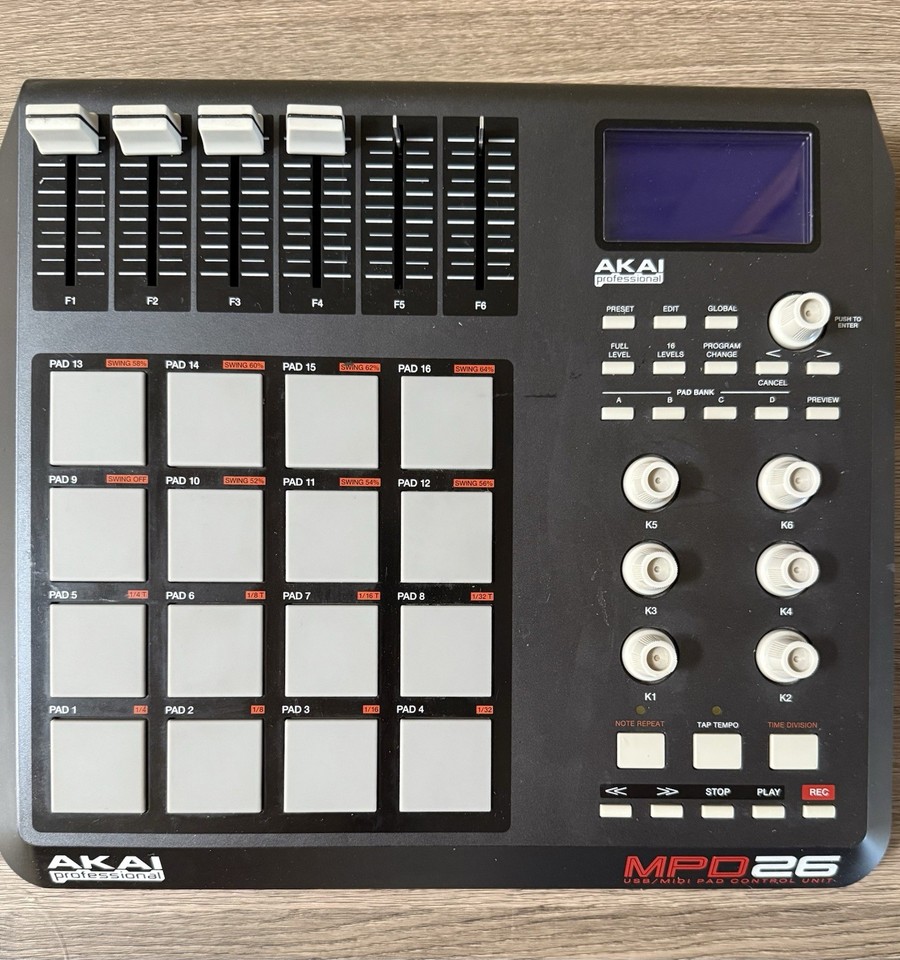 Akai MPD26 USB/Midi Pad Control Unit | eBay