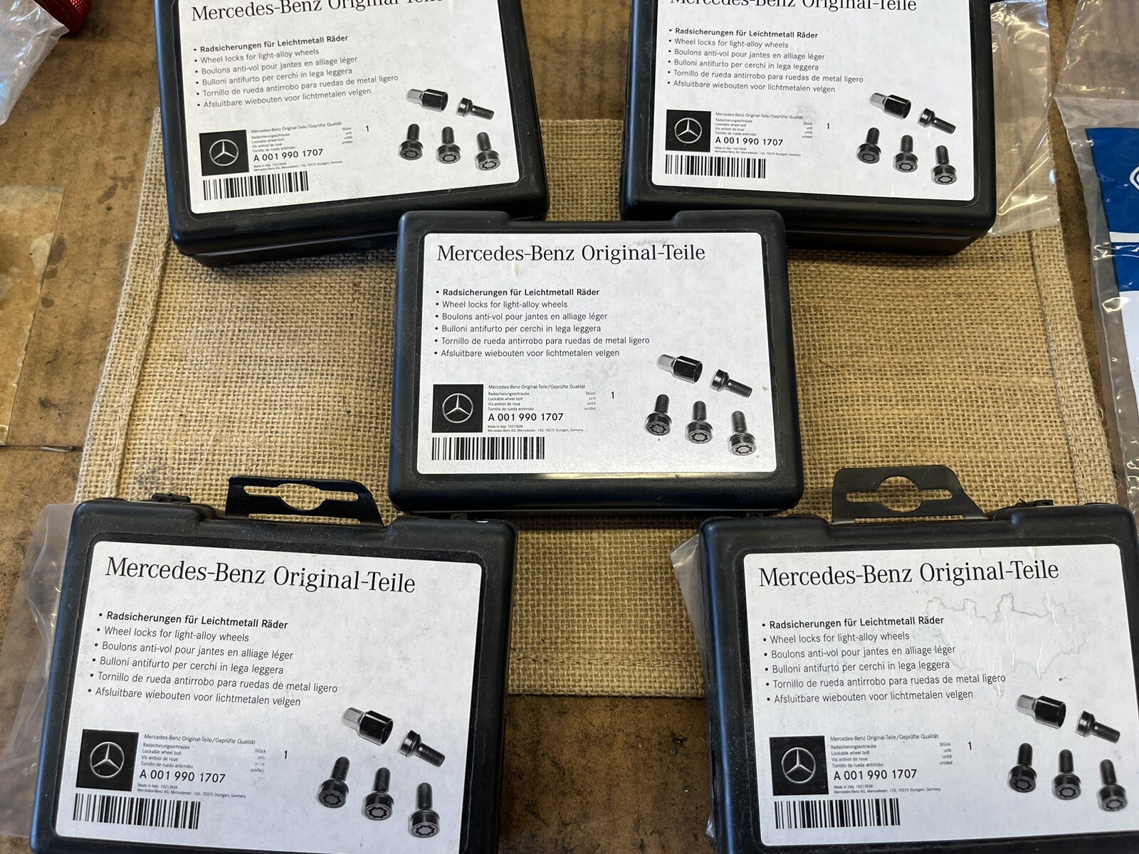 MERCEDES BENZ OEM 0019901707 Set Of 20 Wheel lug bolt Locks 5 Keys LONG ...