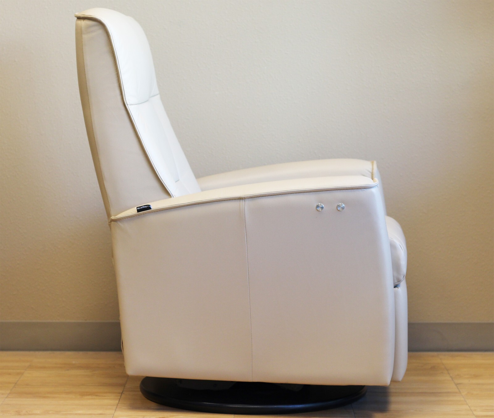 Fjords Ulstein Swing Relaxer Large Swivel Power Recliner Chair Sandel ...