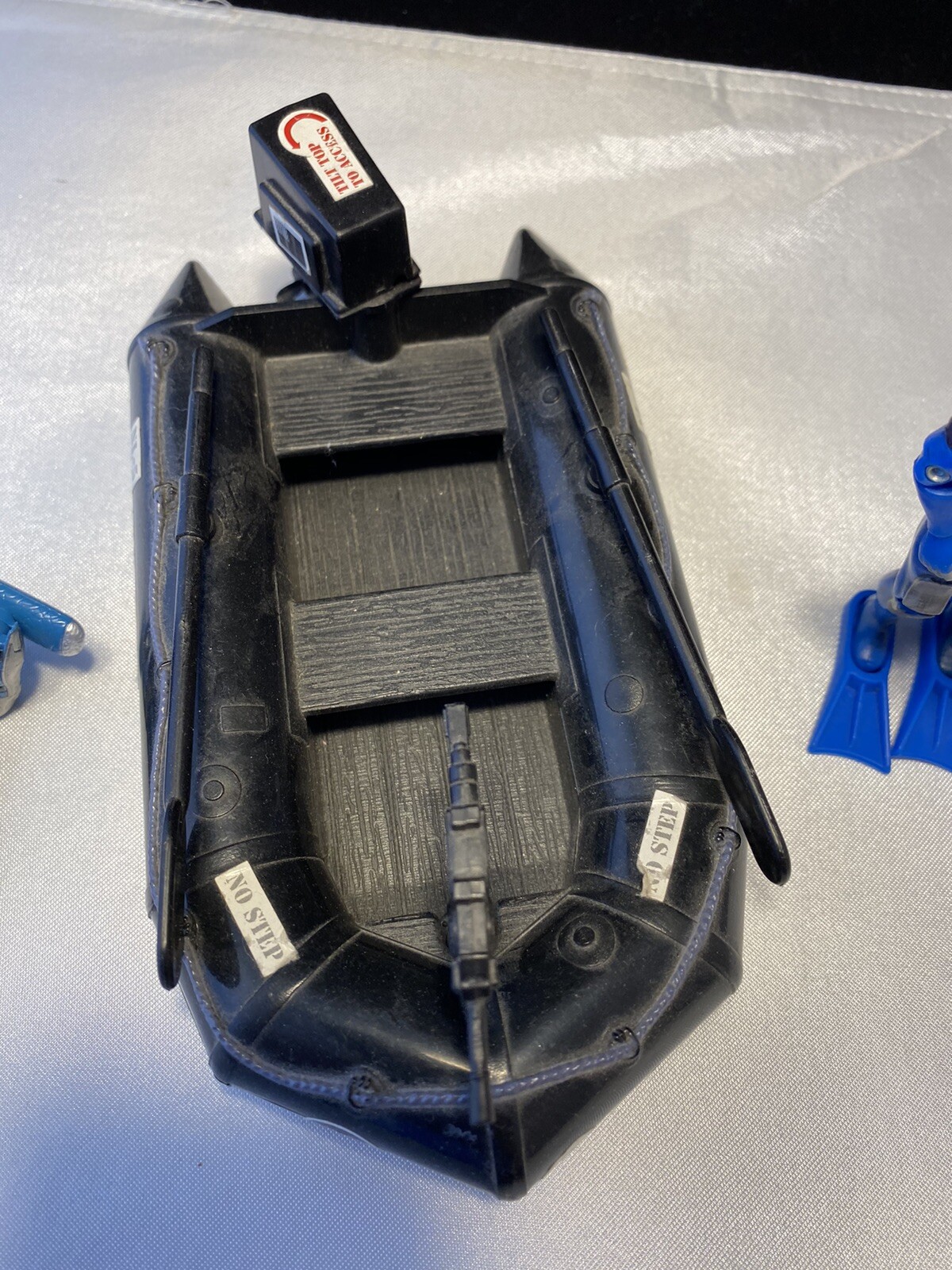 Gi Joe Life Raft And Two Divers | eBay