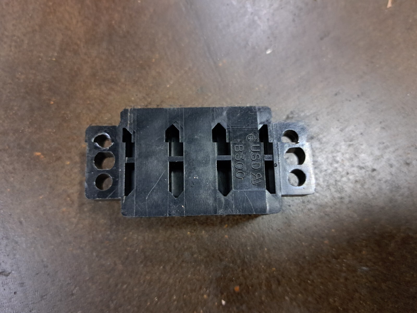 6 Pcs Magnum TB300 Position Header Terminal Blocks for sale online | eBay