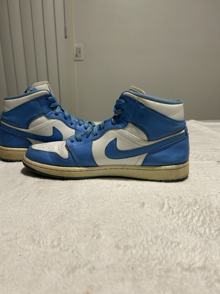 Nike Air Jordan 1 Retro Mid 2013 UNC University Blue Men Size 11 554724 ...