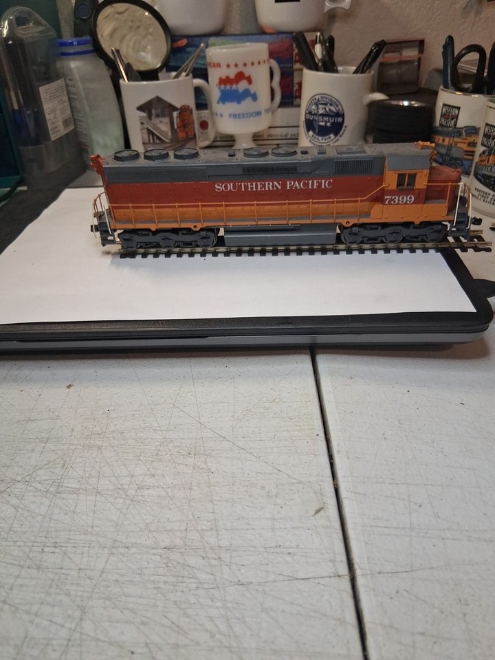 Athearn HO EMD SD45 Southern Pacific w/ Custom Paint and Details -RTR ...